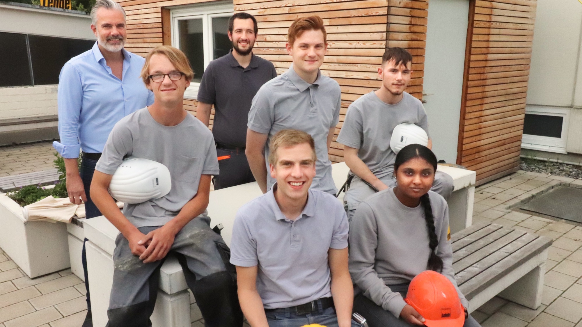 Wir begrüßen unsere neuen Azubis! - LEHDE